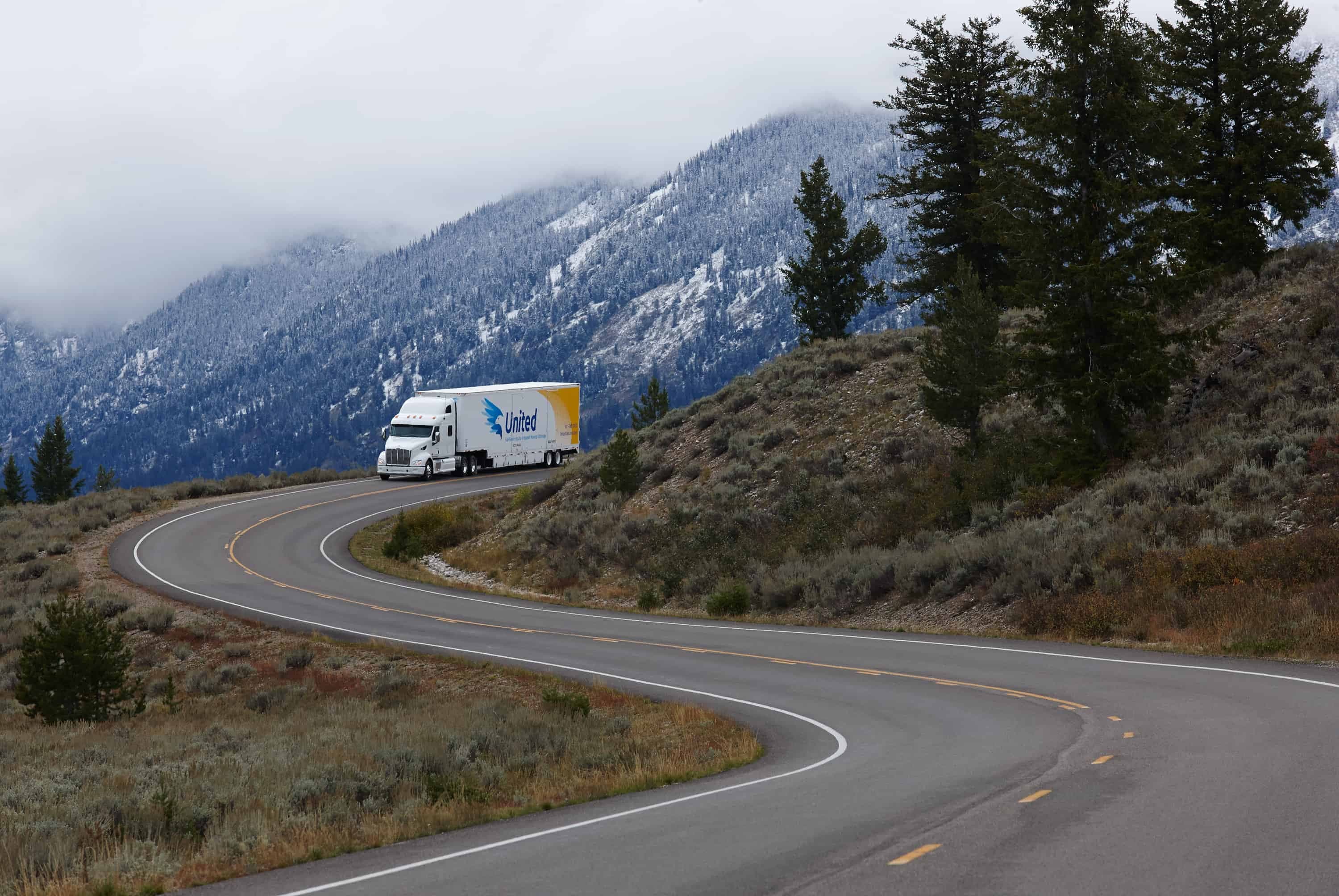 Cross Country Movers | Hassle-Free Moving with United Van Lines®